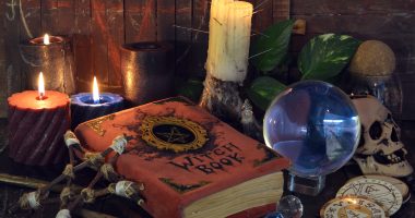 Halloween-trylleri: Spøgelser, monstre og magi!