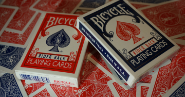 Oplev kortspil i topkvalitet! Vi har Bicycle-kort, US Playing Card m.fl ...